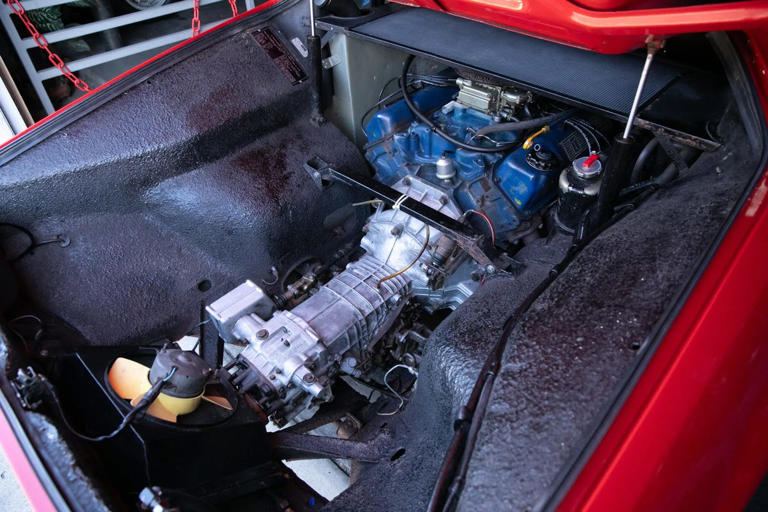 По-малко известен суперавтомобил е на търг в момента